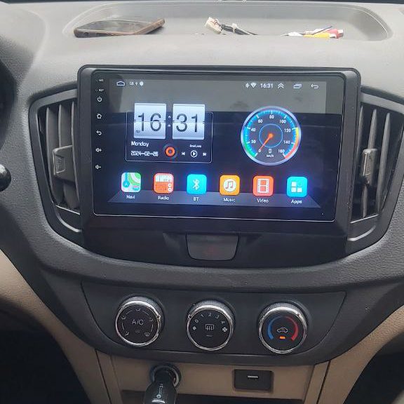 مانیتور ۱۱ اینچ MVM 550 مدل T3L برند Mediatech همراه با سوکت و قاب فابریک - فروشگاه جهان اسپرتز