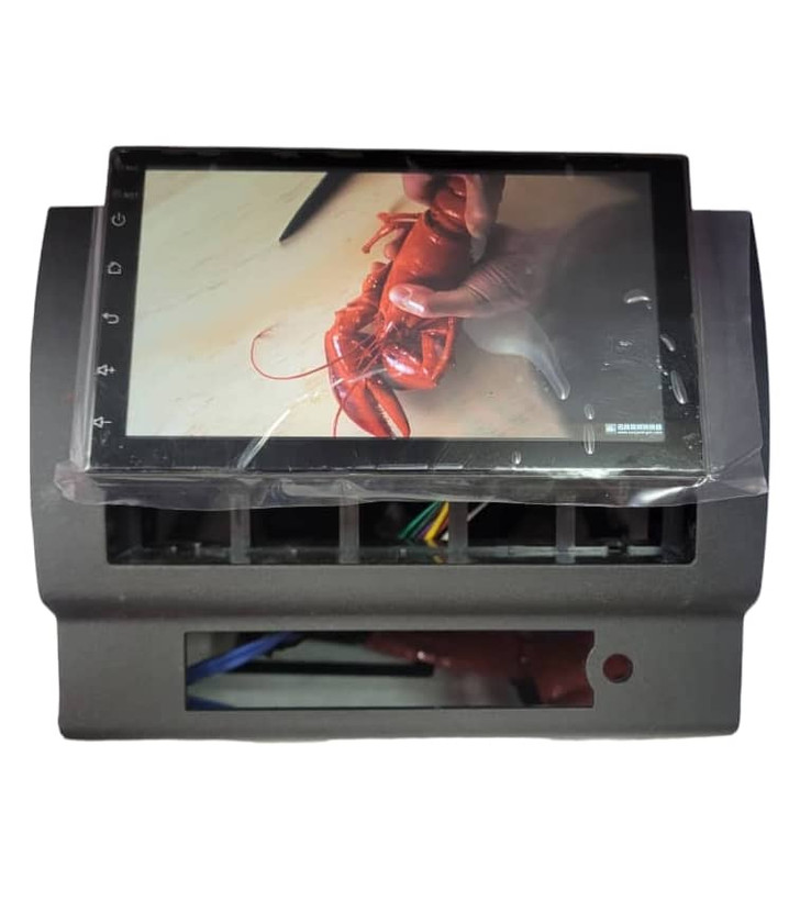 مانیتور ۷ اینچ وانت مزدا مدل T3L برند Mediatech همراه با سوکت و قاب فابریک - فروشگاه جهان اسپرتز